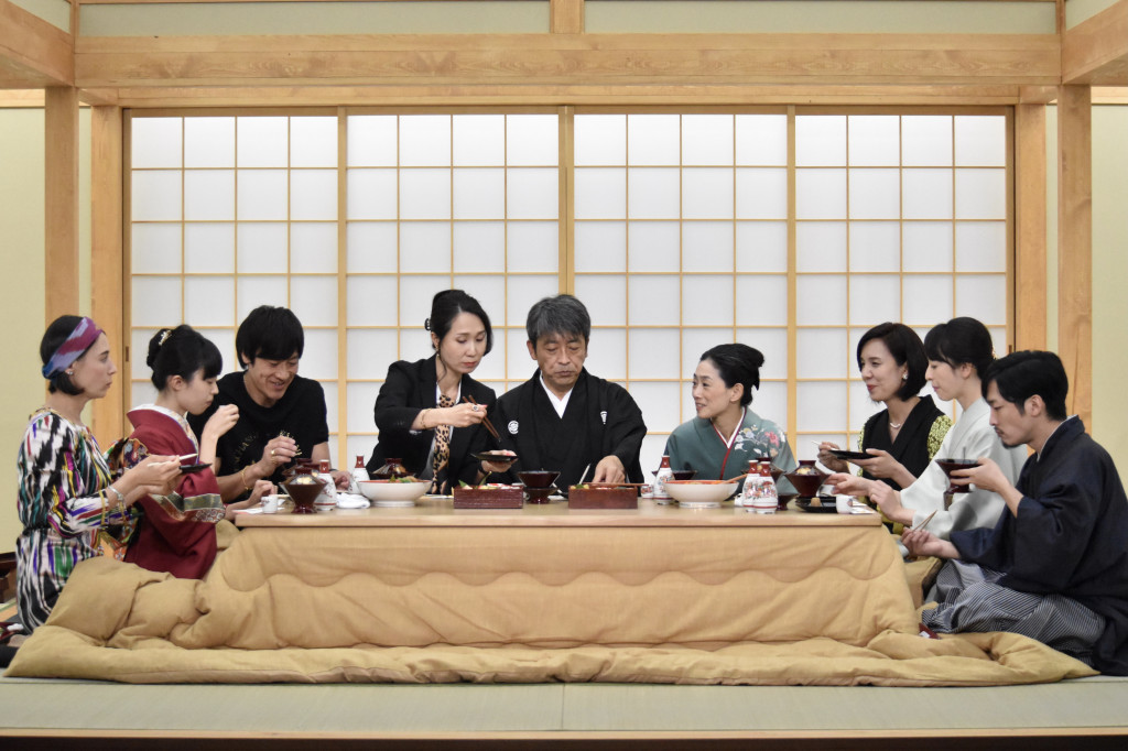 『KOTATSU: Behind the Scenes』｜EPAD｜作品データベース